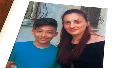 Le Combat Dune Famille Pour Réunir Une Mère Et Son Fils Au Pays Tva