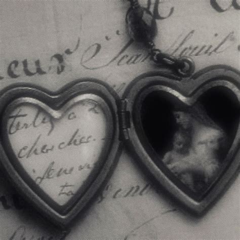 Pin By Ren ִ ࣪𖤐ᐟ On Cute Themes 🌷͙֒ ⋆｡˚♡ Black And White Picture