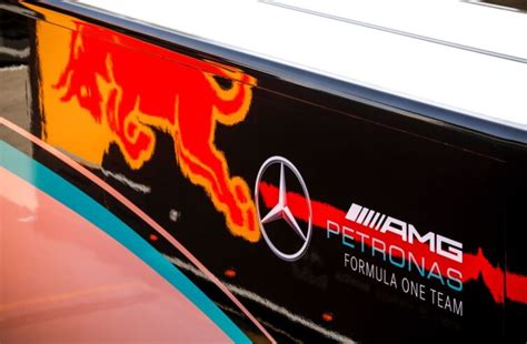F1车队即将迎来全新形象：2026赛季新队标 Autohebdo