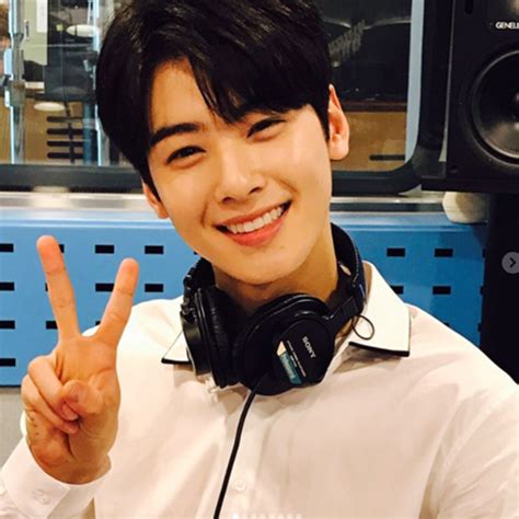 ‘최파타 차은우 화면 속에서만 보던 유승호 실제로 뵈니” 스포츠동아