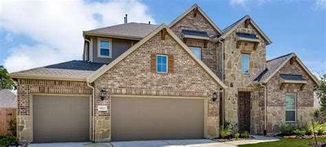 Porter Creamy Whites Charcoal Tones Modern Coastal Triangle Brick
