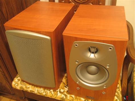 Infinity Beta 10 Bookshelf Speakers In Mint Shape With Manuals Photo 1388530 Us Audio Mart