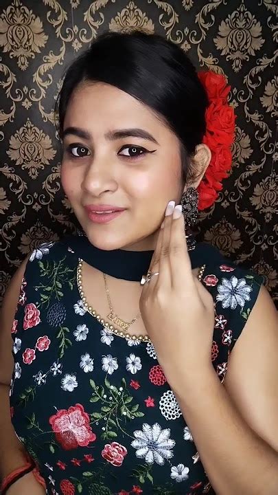 Sonia Ghoshs Instagram Twitter And Facebook On Idcrawl