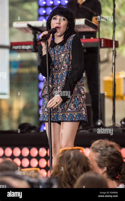 New York Ny Usa 21st Aug 2015 Carly Rae Jepsen On Stage For Nbc