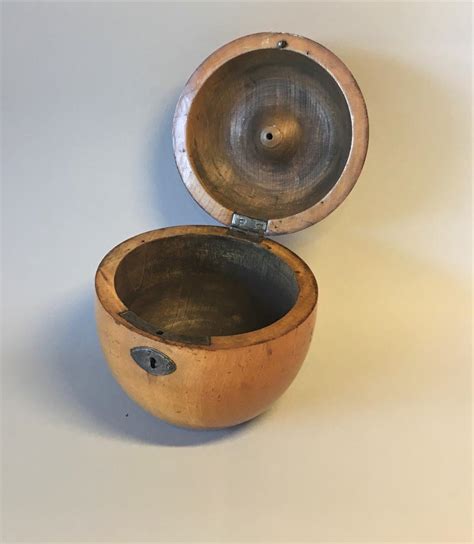 Georgian Treen Apple Tea Caddy Bada