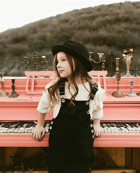 Olivia And Peyton On Instagram “thinking About Singing And Recording My