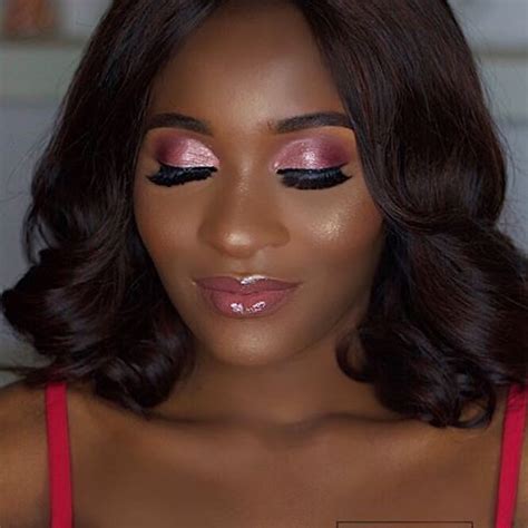 Celebrity Makeup Artist In Nigeria Saubhaya Makeup