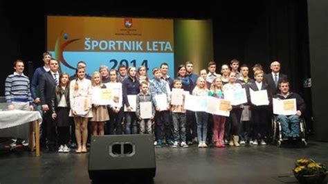 Slavili Mojca Pišek Rok Cvetko In Tajfunovci Radio Štajerski Val