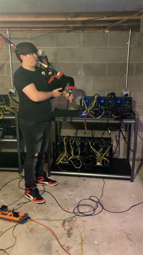 Powering Down Last Eth Mining Rig The Only Proper Way… With Bagpipes
