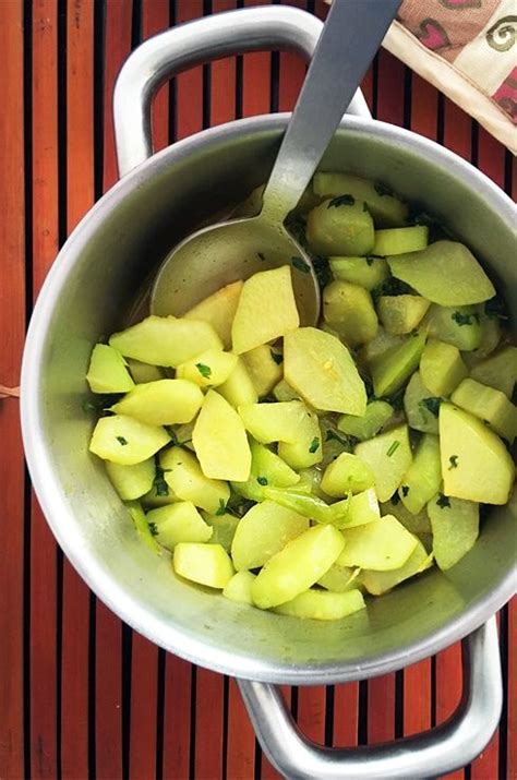 Chayote Stew A Delicious And Easy Recipe Green Chayote Squash