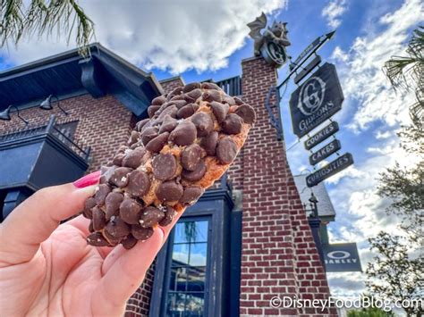 How You Can Get An Exclusive Gideons Cookie In Disney Springs The