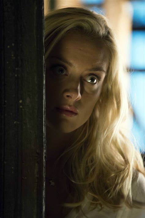 Tamsin Girls Tv Series Lost Girl Girls Series