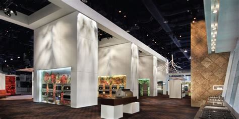 Sub Zero Woos Design Snobs With A Poetic Artsy Booth Event Marketer