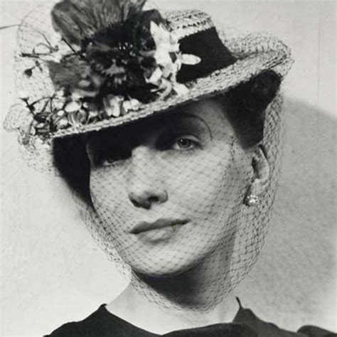 Suzanne Van Damme Concha Mayordomo Artista