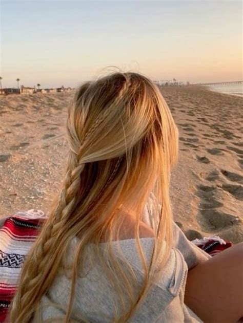 15 Best Vacation Hairstyles Perfect For Your Next Trip In 2024 Easy
