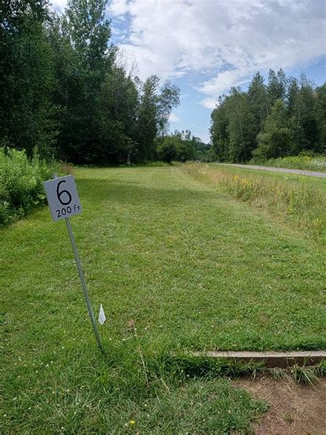 Hole 6 • Williston Central School Williston Vt Disc Golf Courses