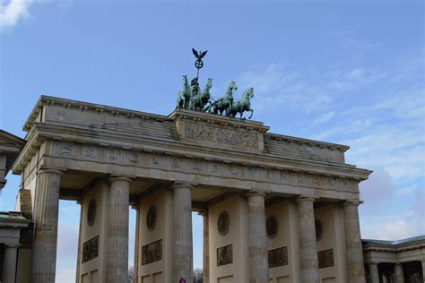 Brandenburg Gate Berlin Wall Diagram