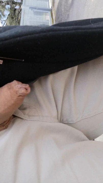 Mon Premier Flash De Bite Xhamster