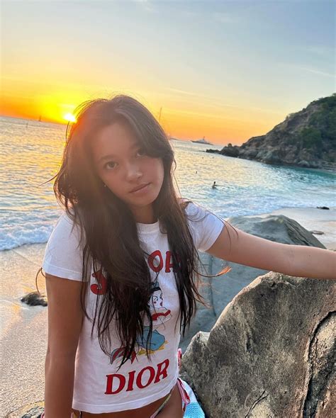 Lily Chee Rcelebextra