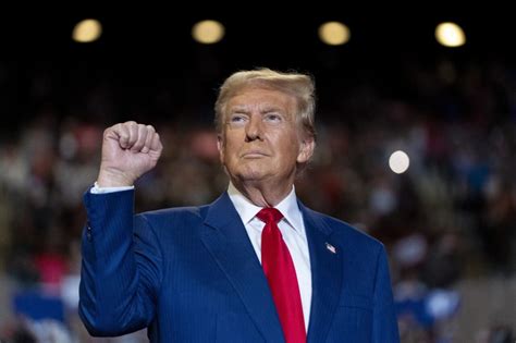 Donald Trump Transition Team Strikes Mou With Justice Department