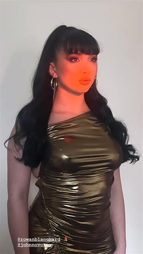 Glam From Grey Hoffmans Ig 2 2 2024 R Rowanblanchard