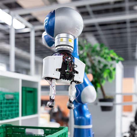 how does a robot grasp objects robustly from clutter eu project