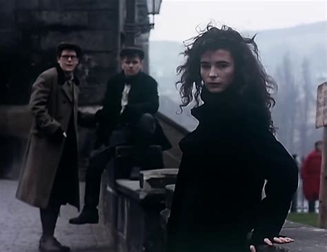 Sección Visual De Inxs Never Tear Us Apart Vídeo Musical Filmaffinity