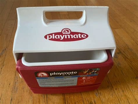 Igloo Minimate Mini Playmate Cooler 4 Quart Lunch Red White Made In Usa