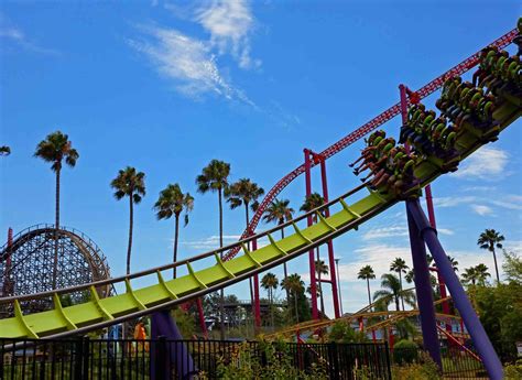 Medusa | Roller coaster at Six Flags Discovery Kingdom | Parkz - Theme ...