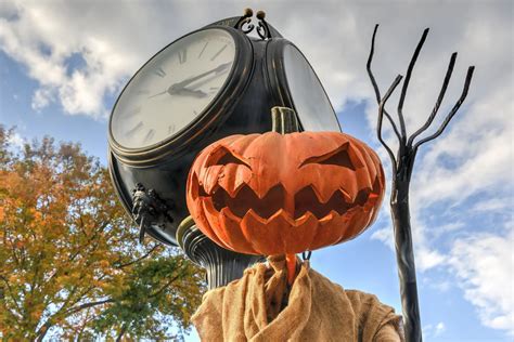 How To Explore Sleepy Hollow In Spooky Season — Tailor Made Travel
