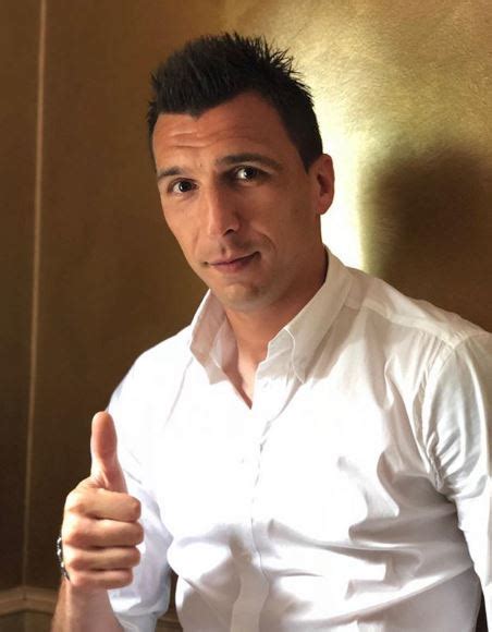 Chi è Mario Mandžukić Età Altezza Peso Biografia Instagram