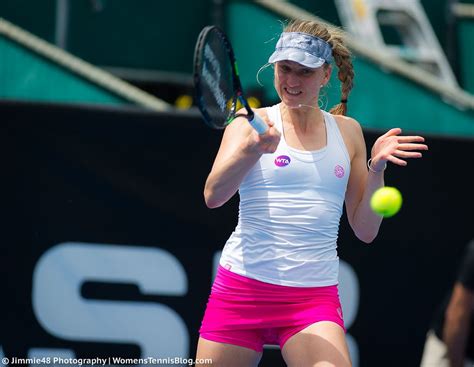 Mona Barthel Scrolller