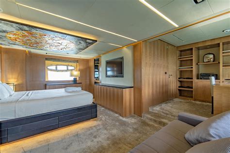 2011 Pershing 108 For Sale In ถลาง Thailand 108 Ft Global Yacht