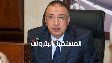 محافظ الاسكندرية منح أي موظفة ترعى طفل تحت 12 إجازة استثنائية