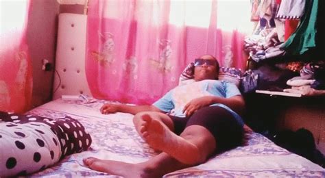 Igbo Omo Actress Wrinkly Thick Sexy Soles Crossed Side By Side With Toe