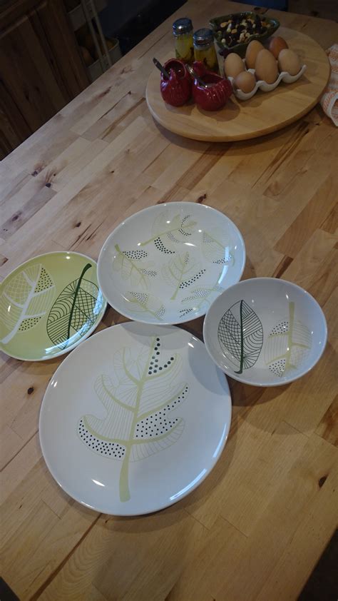 Do You Like Colorful Or Patterned Dinnerware Sets Countertops