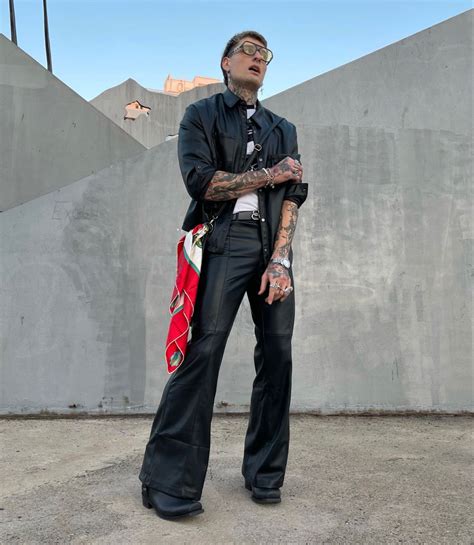 Misho Amoli En 2022 Ropa De Moda Hombre Ropa Moda Hombre