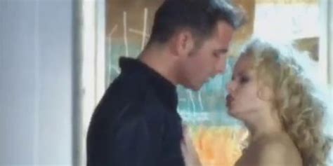 Sex Opera Hot Blonde At Art Gallery