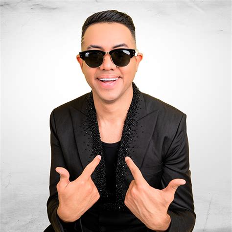 Decibeles Diego Daza Estrena El Video De Cupido