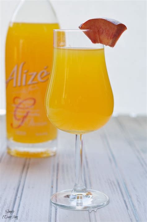 An Easy And Delicious Summer Cocktail