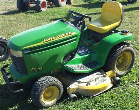 John Deere Lawn Tractor Implements