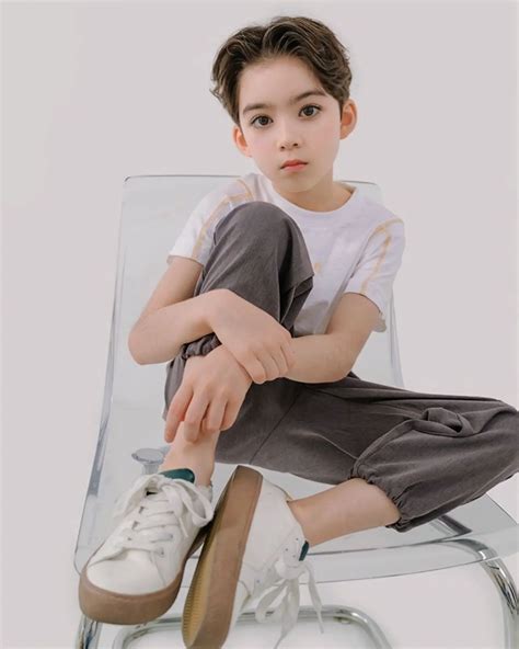 Cooper Lunde On Instagram Happy Weekend Mode Wanita Wanita Mode