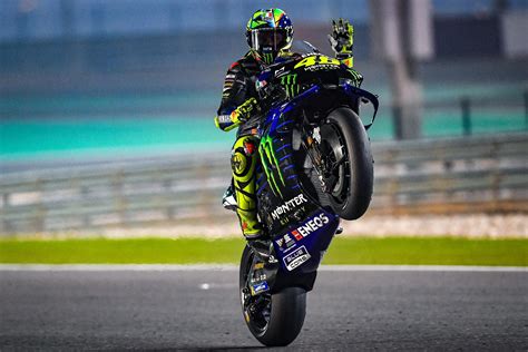 Motogp Valentino Rossi La Retraite Séloigne Zeitblatt