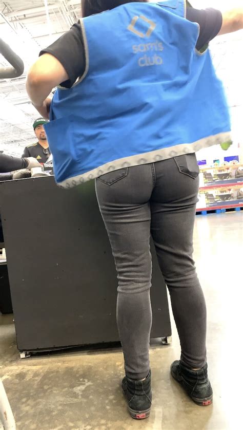 Latina Emo Geek With A Nice Butt Tight Jeans Forum