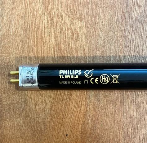 Philips 8w T5 Black Light Tube With Osram T5 Batten Plus 8w Fitting And