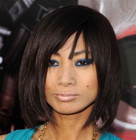 Bai Ling Bob Short Hairstyles Lookbook Stylebistro Bai Ling