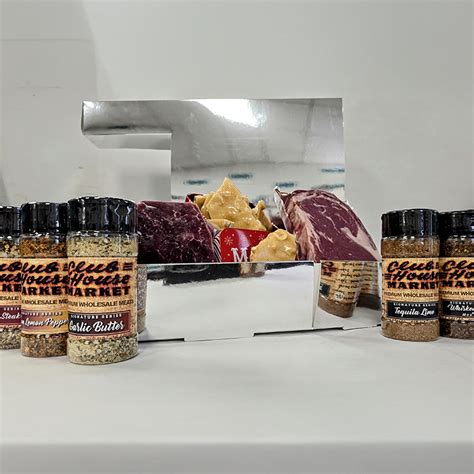 Club House Market T Pack