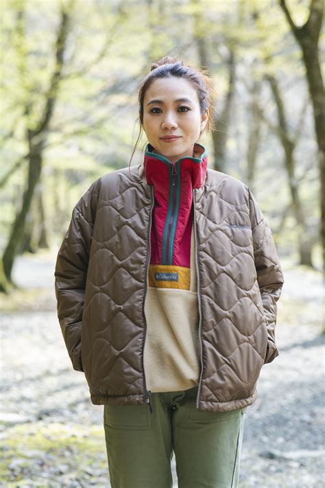 女性に人気のアウトドアブランド8選。キャンプや街中コーデにも