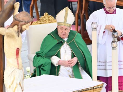 The Pope Rebukes Trump Over Migrant Deportations And Refutes Vp Vances