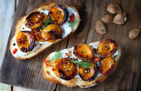 26 Sweet And Savoury Toast Toppings Youll Love